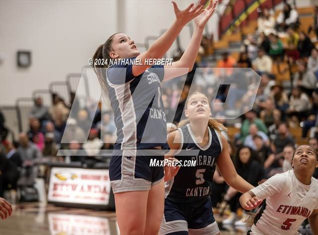 Photo 18 in the Sierra Canyon @ Etiwanda (CIF Open Division Final) Photo Gallery (253 Photos)