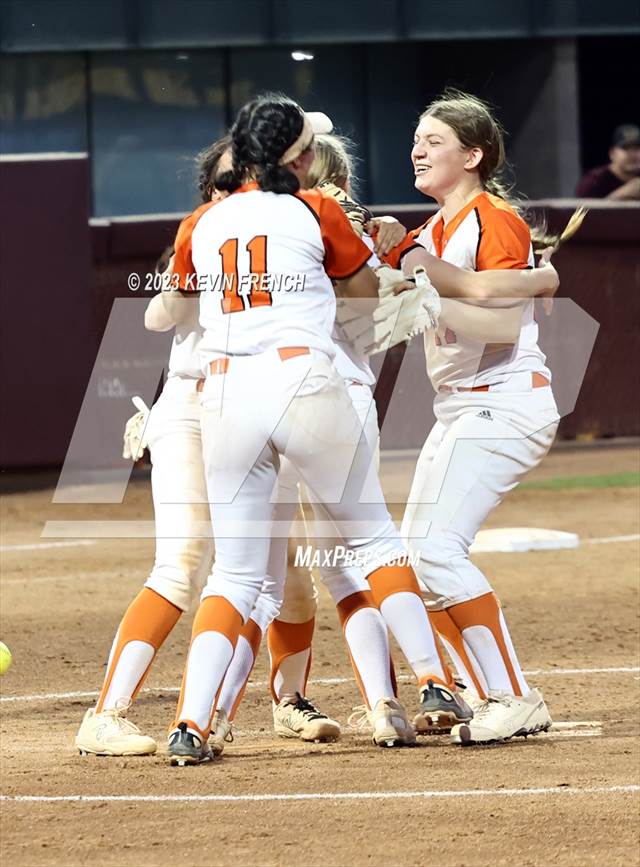 Photo 16 in the Williams (AIA 1A Awards) Photo Gallery (57 Photos)