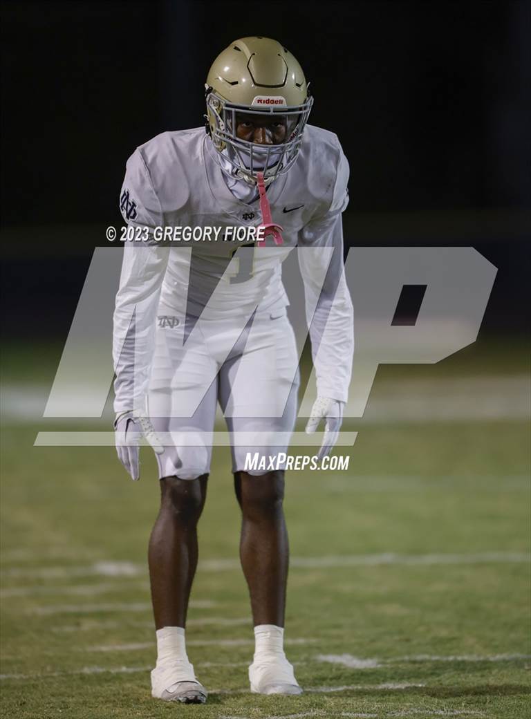 Photo 2 in the Notre Dame (SO) @ Bishop Amat Photo Gallery (278 Photos)