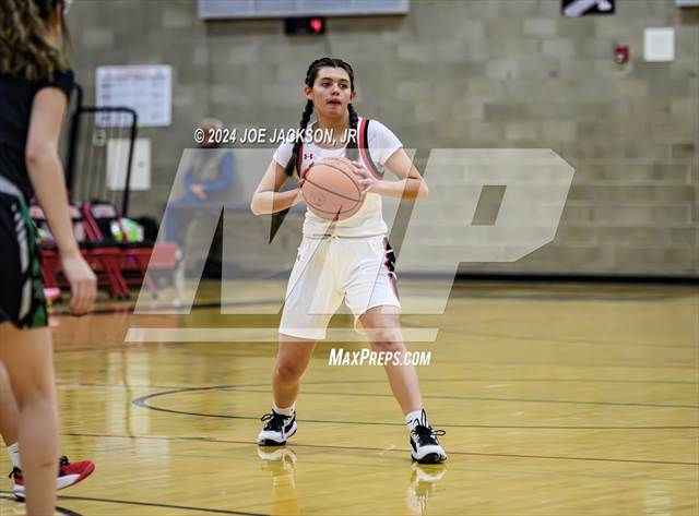 Photo 23 in the JV: Tanque Verde @ Empire Photo Gallery (119 Photos)