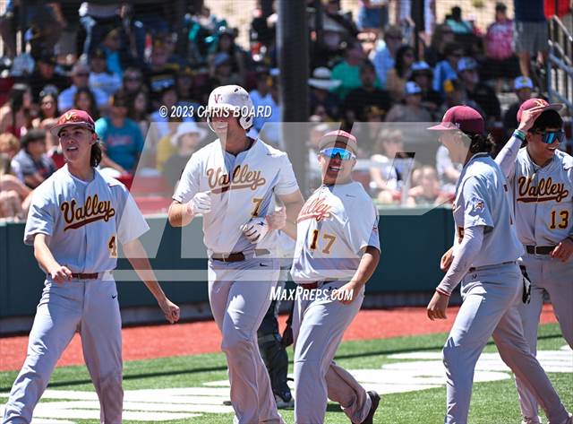 Photo 79 in the Valley vs. St. Pius X (NMAA 4A Semifinal) Photo Gallery ...