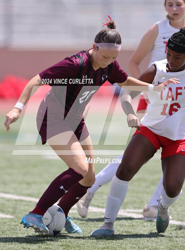 Photo 30 in the Round Rock vs. Taft (UIL 6A Soccer Regional Semifinal ...