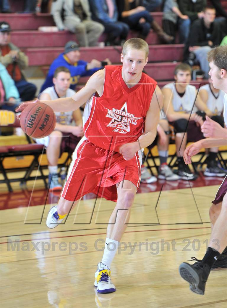 Photo 4 in the Minnesota vs Wisconsin (Border Battle All-Star Game ...