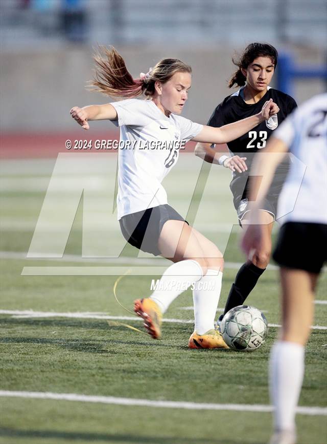 Photo 7 in the Arlington vs Prosper (UIL 6A Area Playoff) Photo Gallery (27 Photos)