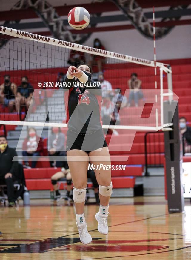 Photo 9 in the Edcouch-Elsa @ Pioneer Photo Gallery (45 Photos)