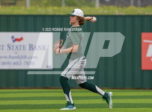 Photo 4 in the Edgewood vs. Scurry-Rosser (UIL 3A Area Playoff) Photo ...