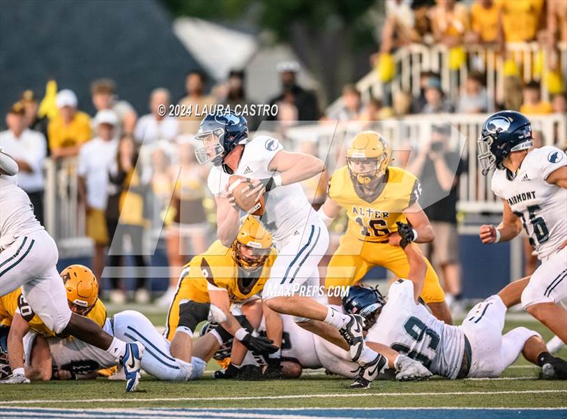 Photo 22 in the Archbishop Alter @ Fairmont Photo Gallery (34 Photos)