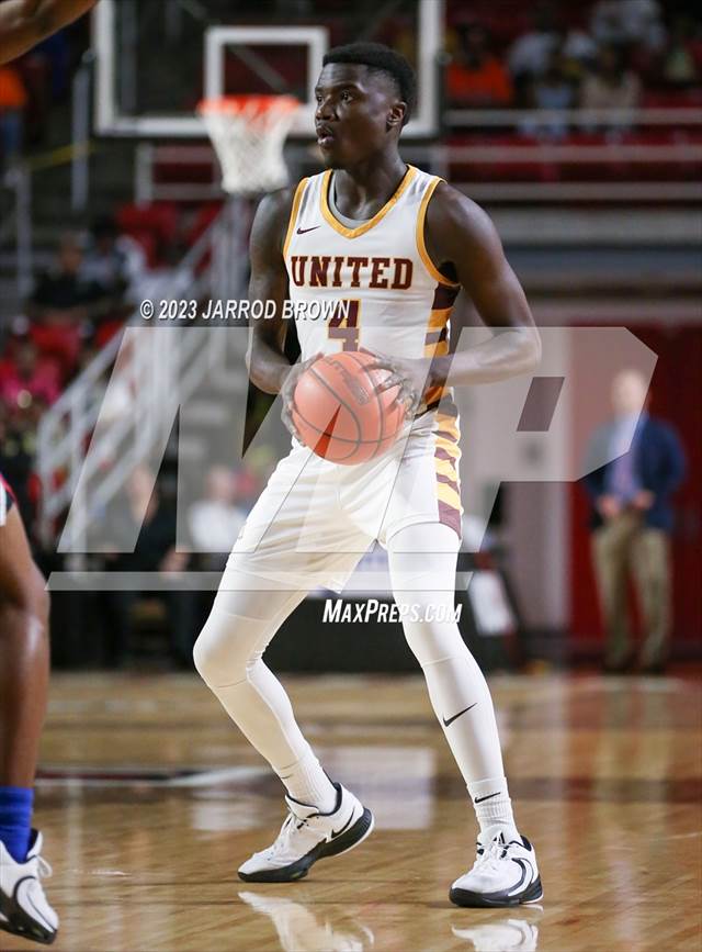 Photo 2 in the West Brook vs. Beaumont United (UIL 6A Quarterfinal ...