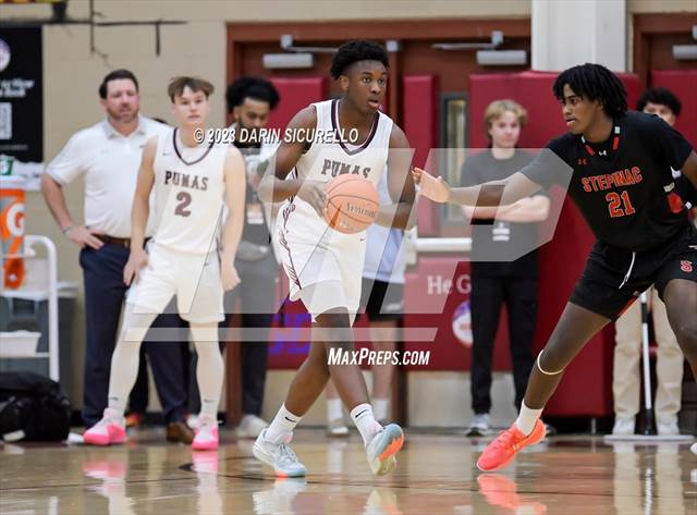 Photo 1 in the Archbishop Stepinac vs. Perry (Hoophall West ...