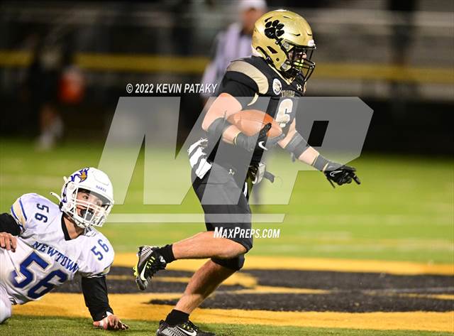 Photo 356 in the Newtown @ Daniel Hand Photo Gallery (525 Photos)