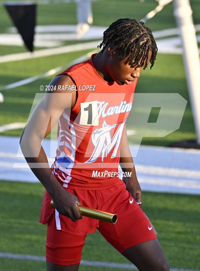 Photo 1 in the UIL Track & Field 5A Region 3 Area (4 x 100 Meter) Photo ...
