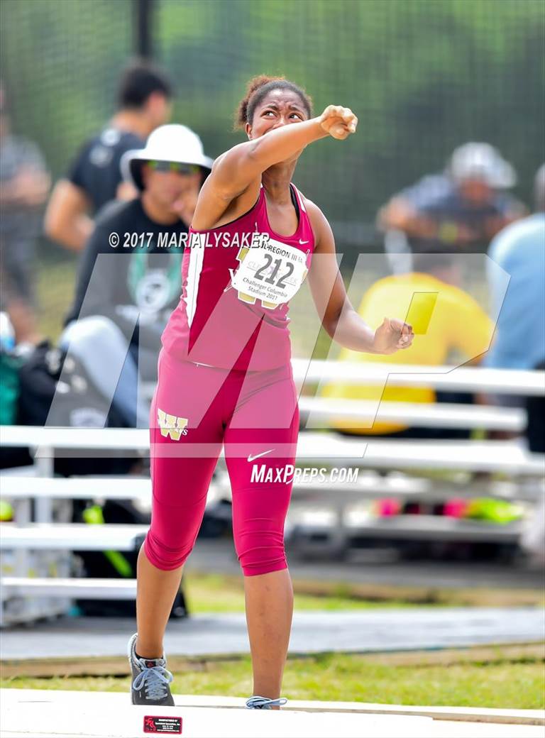 Photo 23 in the UIL Regional Track & Field Meet R3 Photo Gallery (207 ...