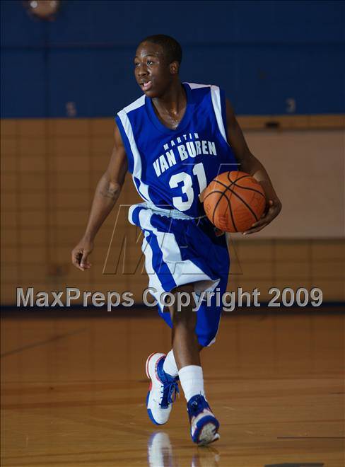 Photo 41 in the Holy Trinity vs Van Buren (Queens Jam Christmas Classic ...