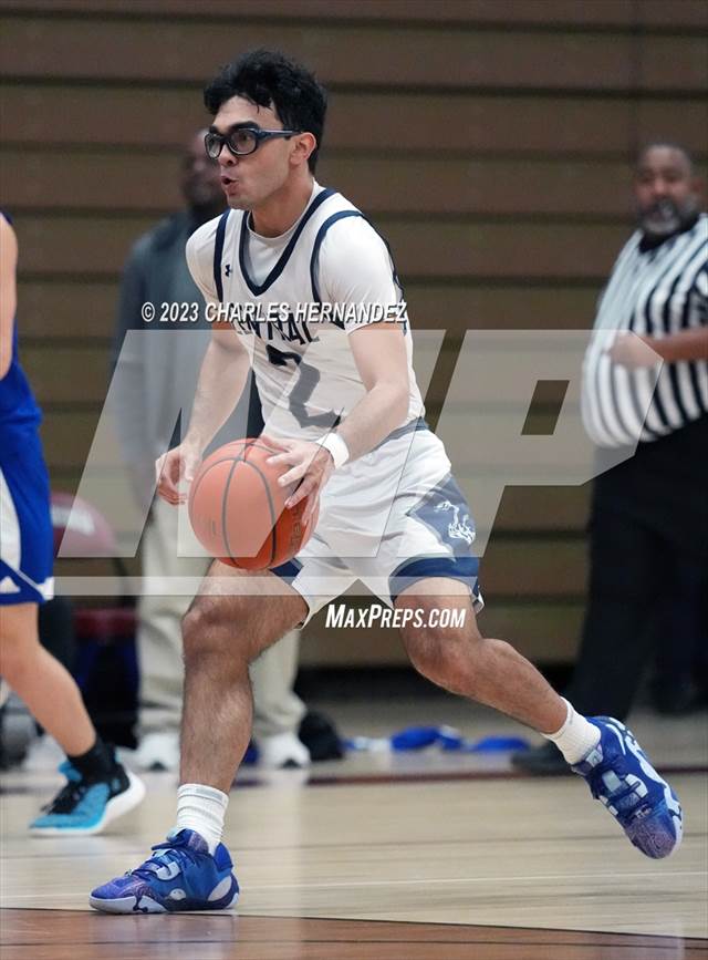 Photo 66 in the Central Catholic vs Nolan Catholic (TAPPS 6A Area ...
