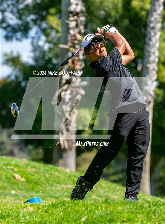 Photo 1 in the Oxnard @ Santa Barbara Photo Gallery (107 Photos)