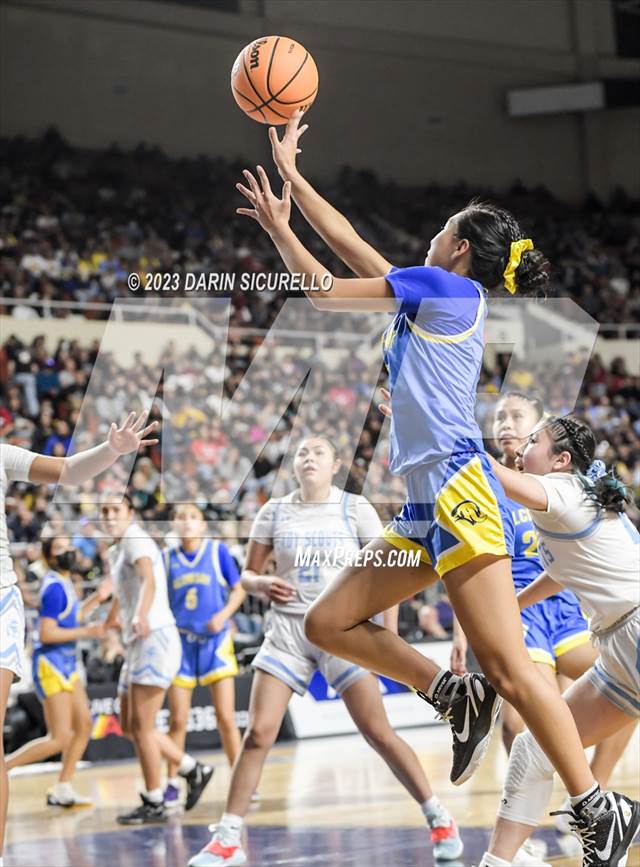 Photo 4 in the Alchesay vs Window Rock (AIA 3A Semifinal) Photo Gallery ...