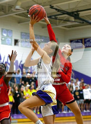 Cadence Davis' (Gilbert, AZ) Williams Field High School Basketball Stats