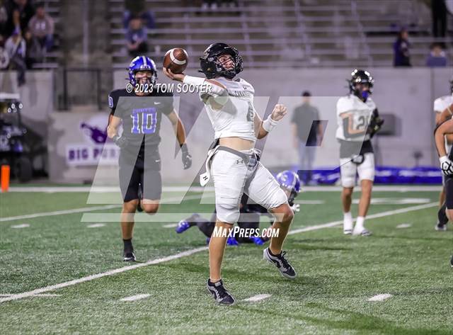 Photo 66 in the Canadian @ Gunter (UIL Football 3A D2 Semifinal) Photo ...
