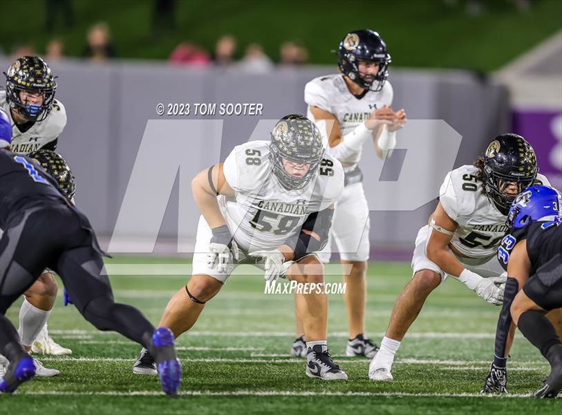 Photo 1 in the Canadian @ Gunter (UIL Football 3A D2 Semifinal) Photo ...