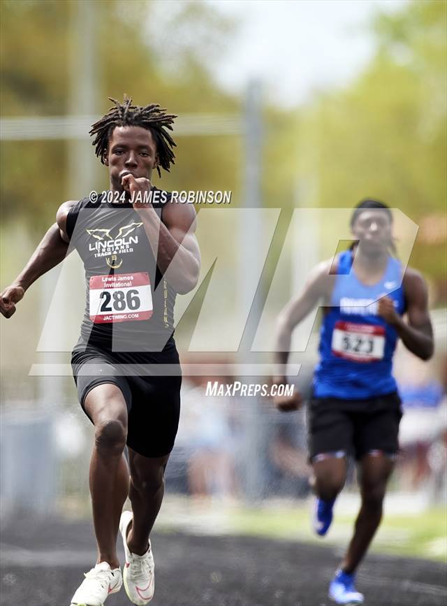 Photo 1 in the Lewis James Invitational (200 Meter) Photo Gallery (41 ...