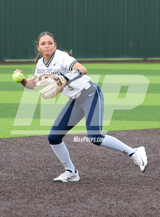 Photo 1 in the Foster vs Lake Creek (UIL Softball 5A Region III ...