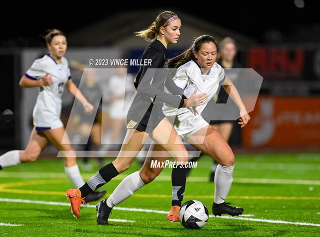 Photo 95 in the Kamiak vs. Sumner Photo Gallery (133 Photos)