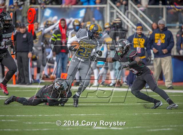 Photo 22 in the Ballou vs. Woodson (DCIAA Final) Photo Gallery (63 Photos)