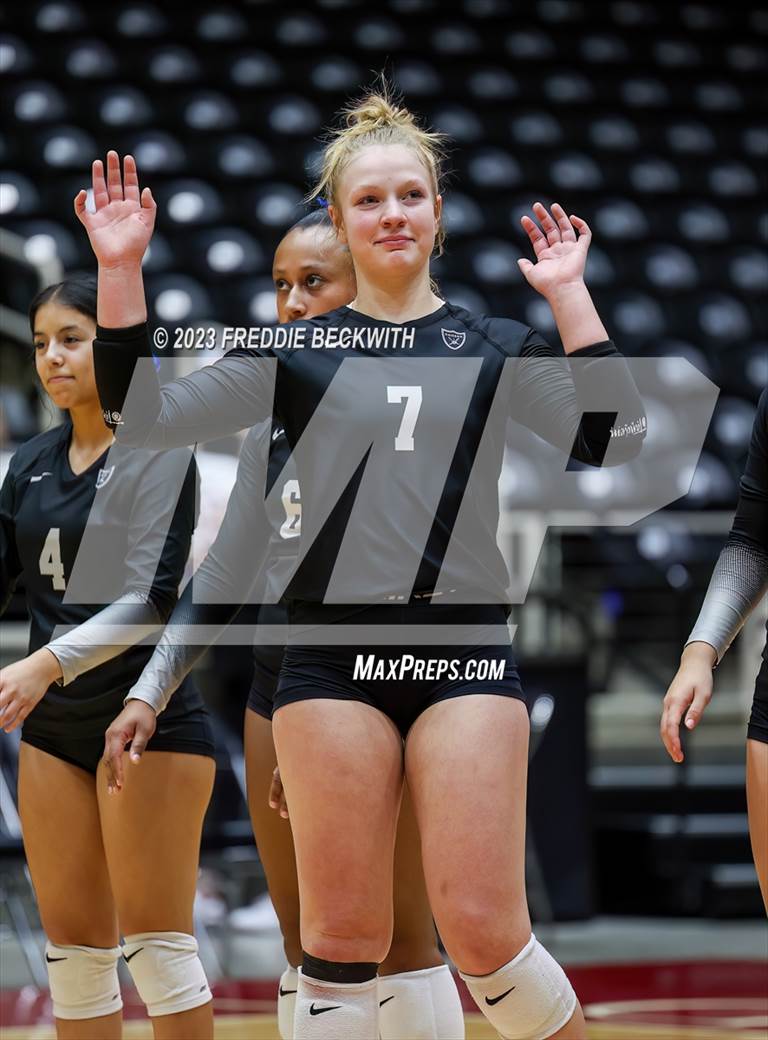 Photo 109 in the Davenport vs. Randall (UIL 4A Volleyball Final) Photo ...