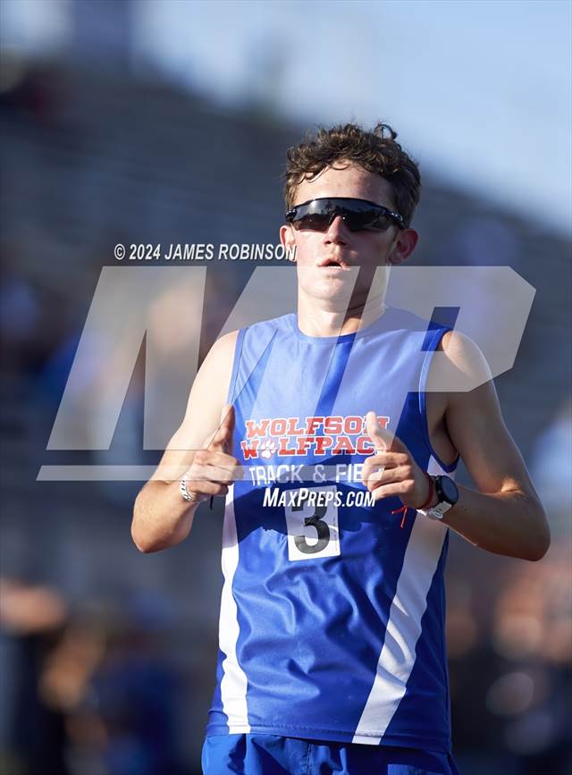 FHSAA District 3-2A (3200 Meter) Thumbnails