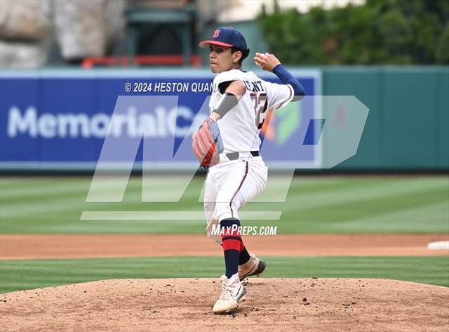 Photo 9 in the Irvine vs. Beckman (Halo Classic) Photo Gallery (408 Photos)