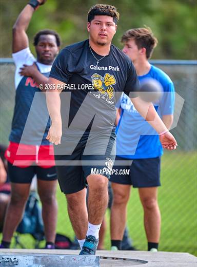 Photo 43 in the Spartan Relays (Shot Put) Photo Gallery (51 Photos)