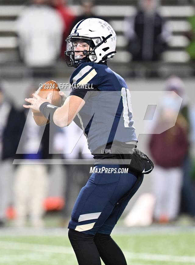 Photo 20 in the Avon vs. Archbishop Hoban (OHSAA D2 Semifinal) Photo ...