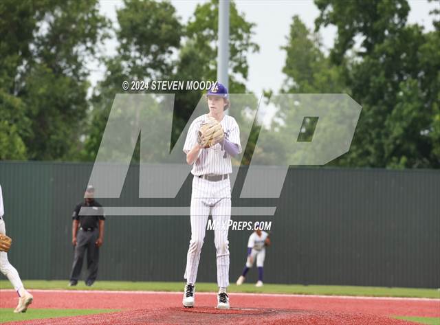 Photo 1 in the Central Catholic @ Opelousas Catholic (LHSAA Division IV Select Semifinal) Photo ...