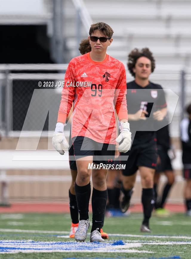 Photo 1 in the Lee vs Churchill Photo Gallery (174 Photos)