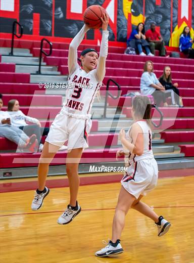Cadence Davis' (Gilbert, AZ) Williams Field High School Basketball Stats