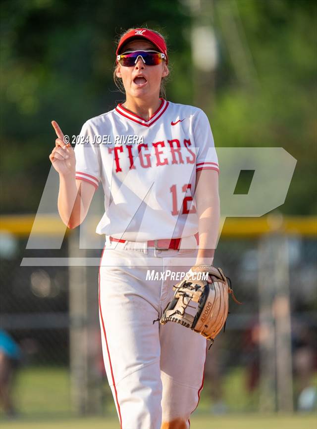 Photo 65 in the Katy vs. Kingwood (UIL Softball 6A Region 3 Final) Photo Gallery (104 Photos)