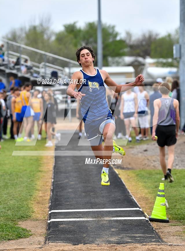 Photo 42 in the Santo High School Meet Photo Gallery (170 Photos)