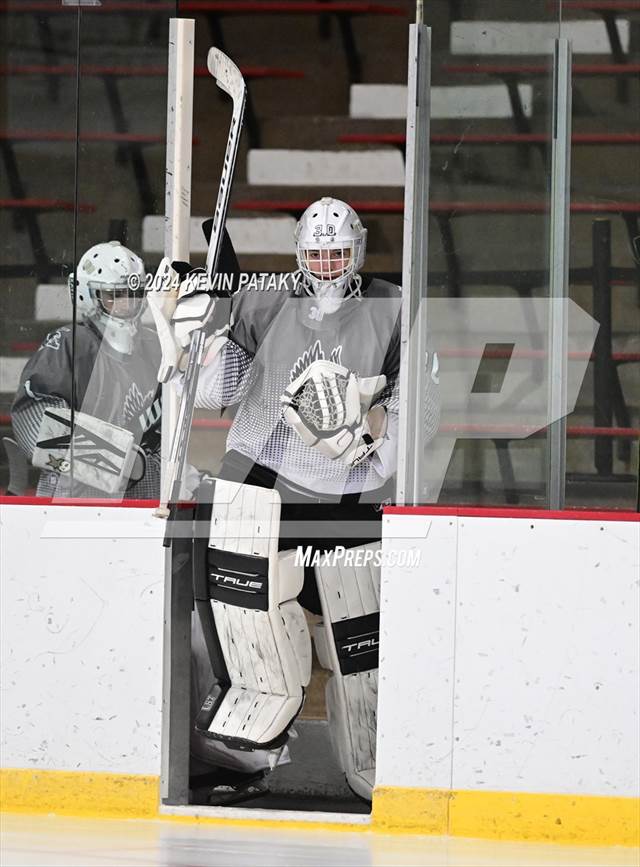 Photo 1 in the Simsbury @ Xavier Photo Gallery (1102 Photos)