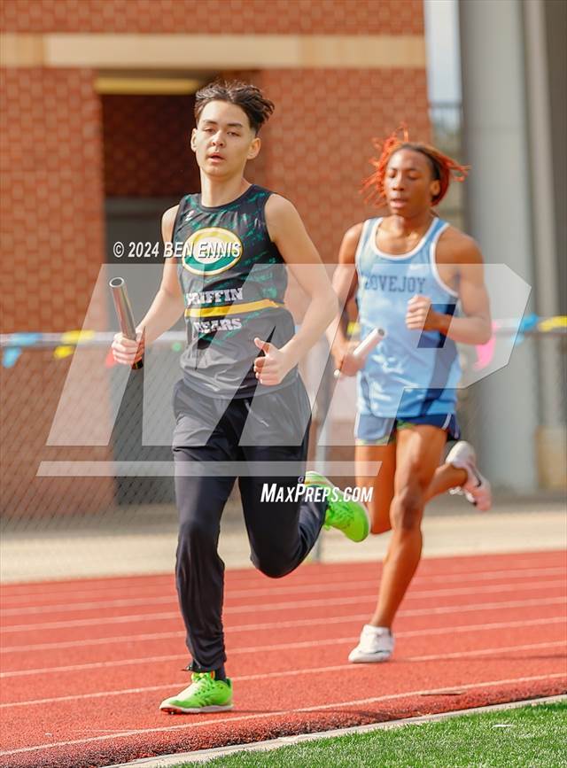 Photo 18 in the Daniel Roberts Invite (4 X 800 Relay) Photo Gallery ...