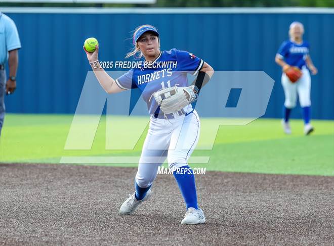 Photo 209 in the S & S Consolidated @ Hooks (UIL 3A Regional Semifinal ...