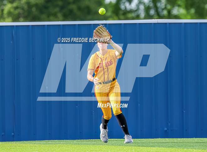 Photo 31 in the S & S Consolidated @ Hooks (UIL 3A Regional Semifinal ...
