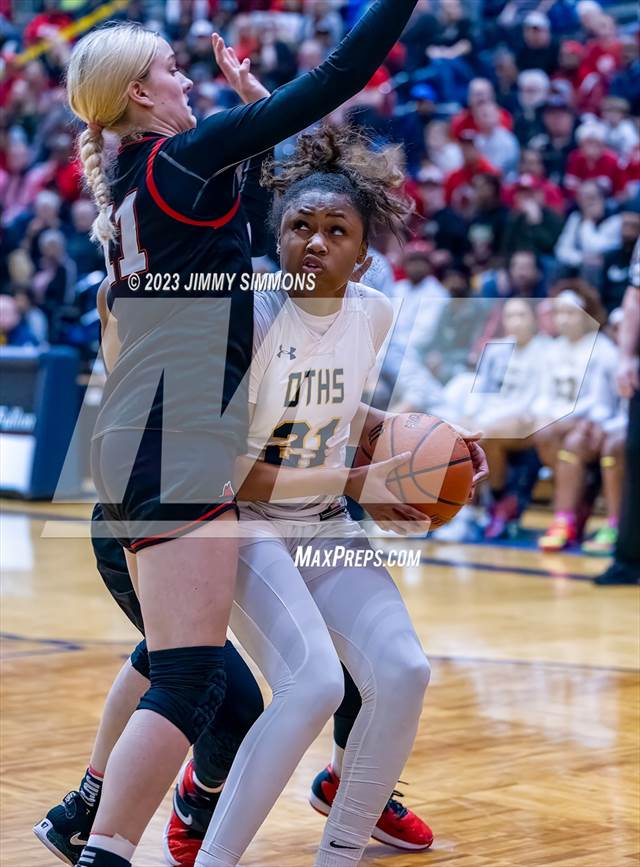 Photo 30 in the Alton @ O'Fallon (IHSA Class 4A Sectional Semifinals ...