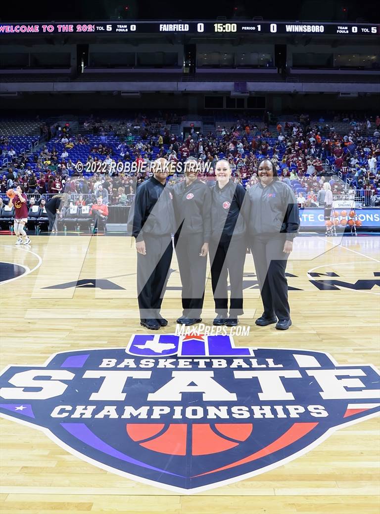 Photo 2 in the Winnsboro vs. Fairfield (UIL 3A State Final) Photo ...