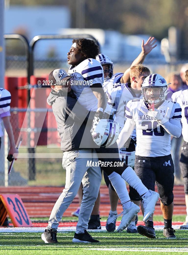 Photo 9 in the Mascoutah @ Highland (IHSA 5A Second Round Playoffs ...