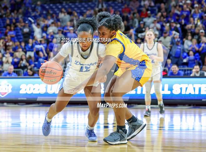 Photo 179 in the Decatur vs. La Vega (UIL 4A Basketball Division I ...