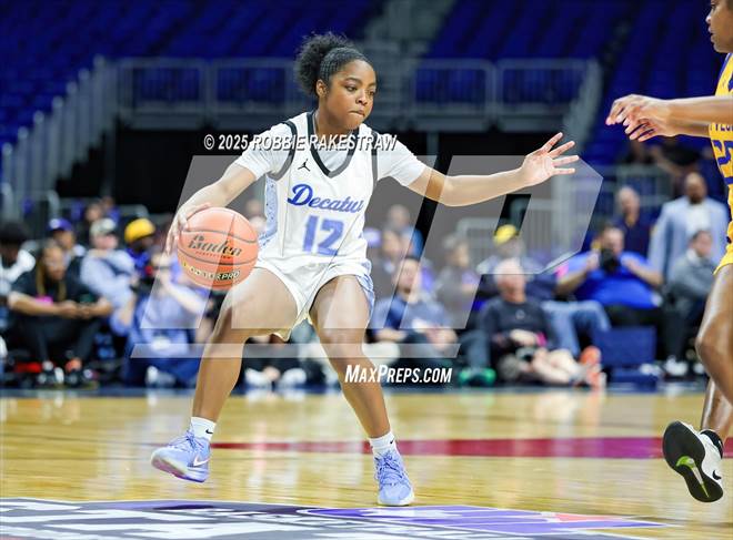 Photo 184 in the Decatur vs. La Vega (UIL 4A Basketball Division I ...