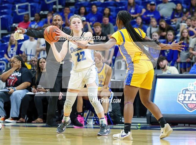 Photo 169 in the Decatur vs. La Vega (UIL 4A Basketball Division I ...