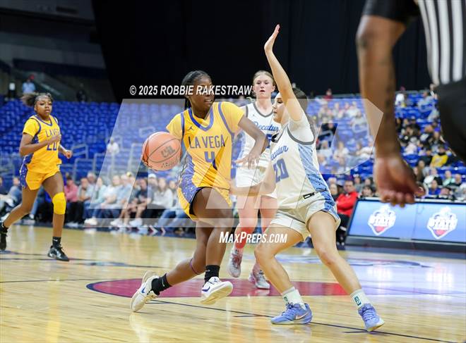 Photo 128 in the Decatur vs. La Vega (UIL 4A Basketball Division I ...