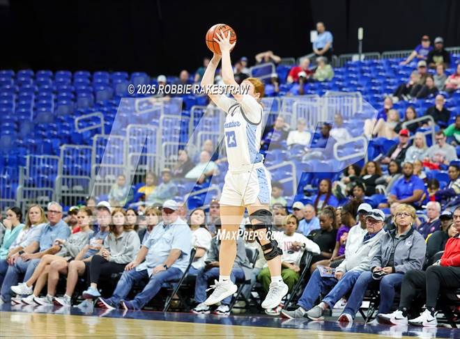 Photo 34 in the Decatur vs. La Vega (UIL 4A Basketball Division I Final ...
