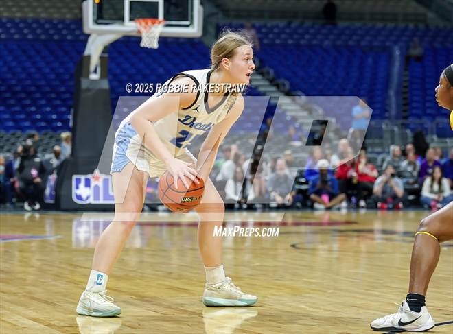 Photo 71 in the Decatur vs. La Vega (UIL 4A Basketball Division I Final ...